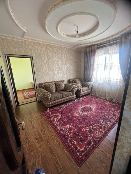 Giyafizikada 4 xonali uy bor 400$
Yulni ustida joylashgan
Xamma sharoi