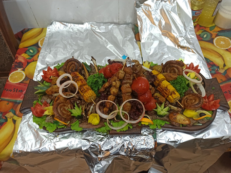 Barbecue mangal tog'oraga va tahtaga zakaz olamiz