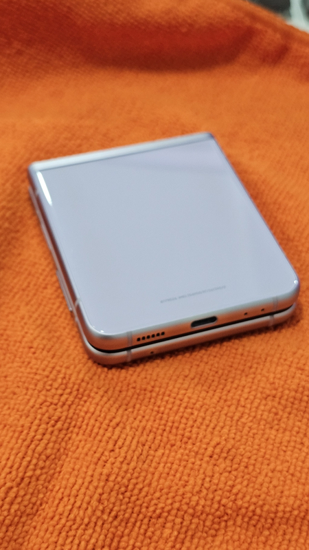 Galaxy Z Flip 3 Violet