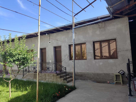 Продается  дом в Шайхантахурском районе, пр-д. Махтумкули  3.77 сотки.