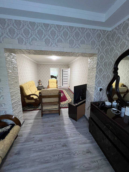 Ш.Руставели 2/2/4 кирпич 55м² среднее состояние=