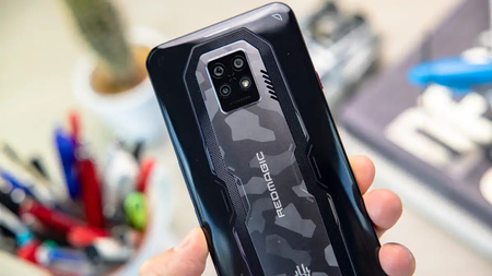 Read magic 7 s Pro 18-512gb