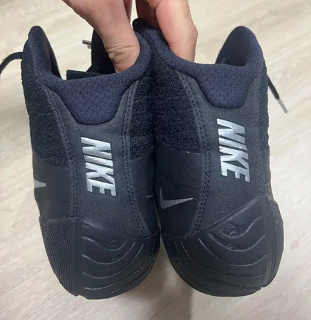 Nike wrenstling оргинал спортивный борцовка 26,5 sm (41.5) размер