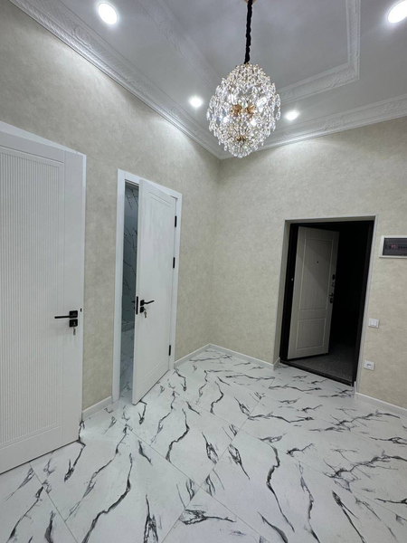 Oq Saroy Deluxe Sotuvda 2 xonalik uy remont Mirzo-Ulugbek tumani