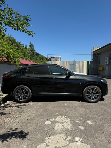 Продам BMW X4 xDrive20i FULL c официальной гарантией