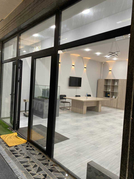 Продается коммерческое помещение на Яккасарайском рн ЖК Nukus Avenue