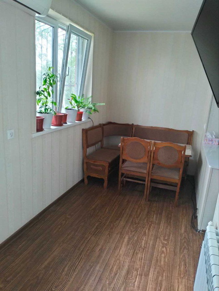 Продаётся квартира 4/4/4 на Бадамзаре