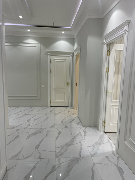 Продается квартира 1/3/8 Новостройка .В центре