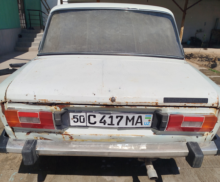 Сотилади VAZ 2106
