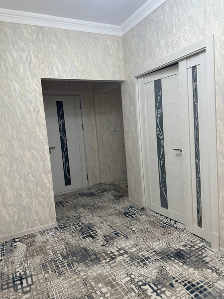 Yunus obod 10 kv da 3/3/5 sotiladi narxi 80$min
