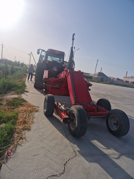 Magnum traktor lazerny planer, chizel, plug bn