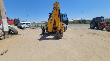 JCB excavator pogruzchik xizmeti