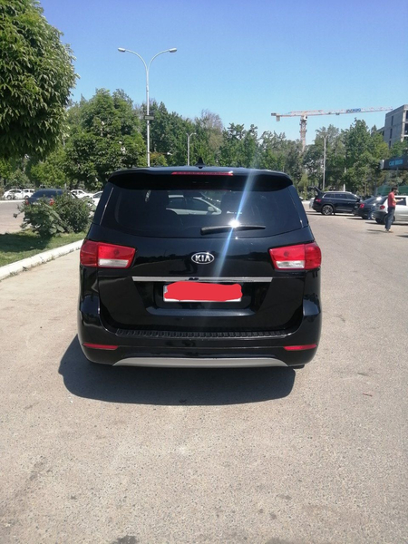 Kia Sedona 2017 LX комплектация