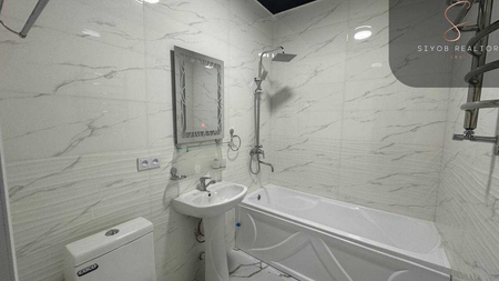 №3018/2687.Продается 3х-комнатная квартира в Новостройке.