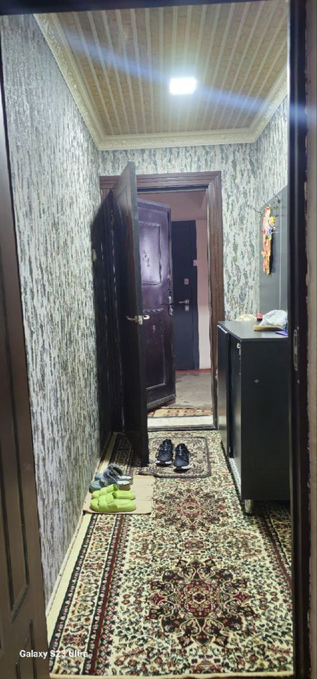 Чирчик шахар 2 хона сотилади.