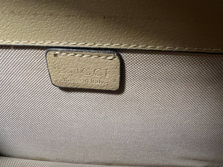 Gucci sumka sotiladi