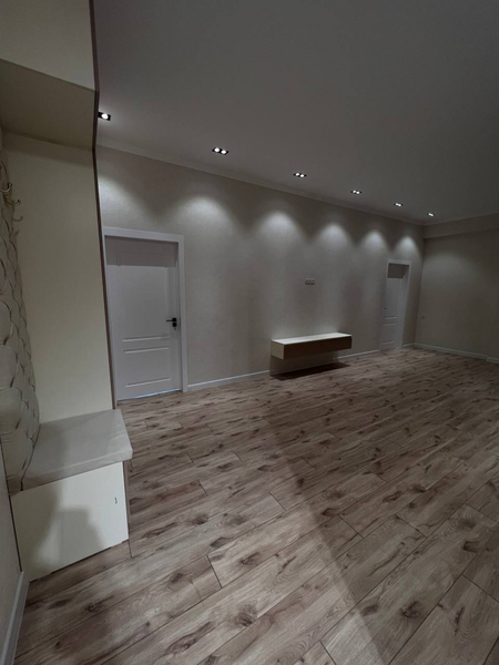 Продается 3х комнатная квартира,метро Максима Горького, 70м2