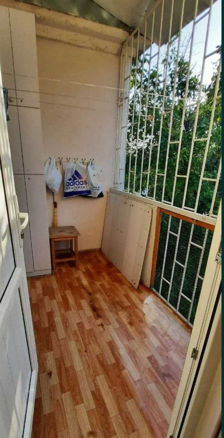 Sh.Rustavelli 2/5/5 kirpich evro remont meb.texnika balkon