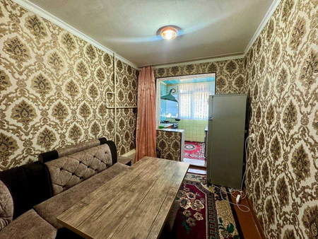 3 xonali 75m² 2-qavat sotiladi