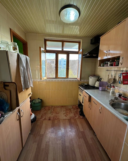 Срочно продается отличная 3комнатная квартира на  3этаже