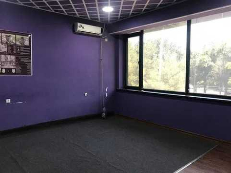 Аренда офиса вдоль дороги 33м²