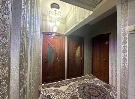 Кора-Камиш 2/4 Ориентир Тансикбоев бозор 3/4/4 70м²Продаётся Квартира