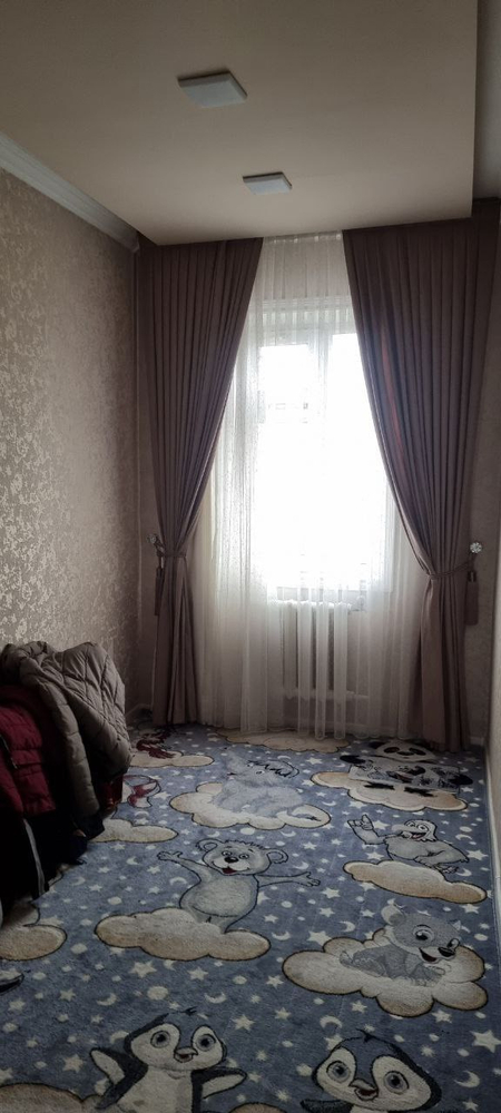Срочно сотилади 3 хона Универсам ёнида . Ремонтли. Хоналар алохида