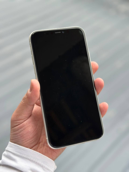 Iphone 11 ideal .