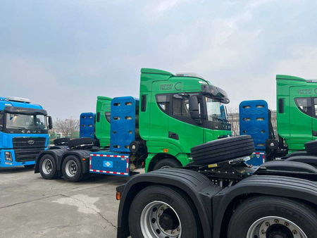 10% тўлов асосида CAMC H9 CNG 6×4 metan gazli 430 ot kuchi