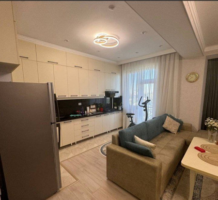 Olmazor Qorasaroy Sagʻbon 2 xona 650$ lubboyiga