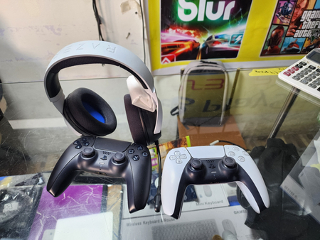 Продается игровой консол Sony Playstation 5 slim