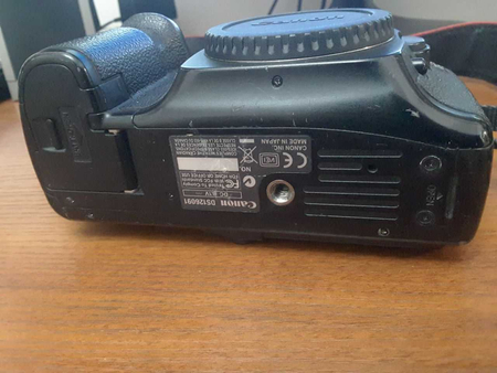Фотоаппарат Canon EOS 5D Body