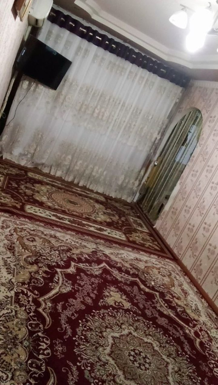 Чилонзор 20кв.2хона галирека.44.м².40.500.уе.срочне.