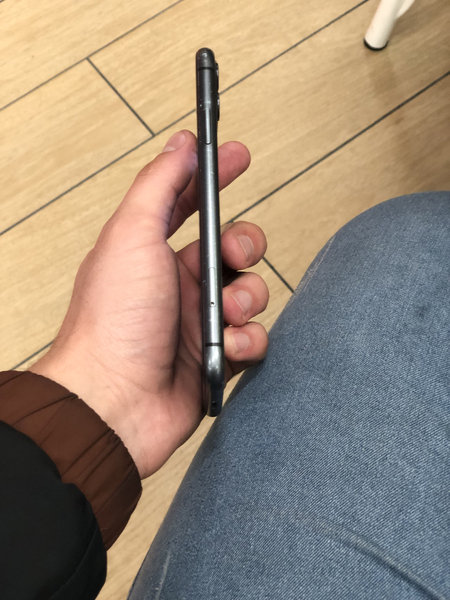 Iphone 11 sotiladi