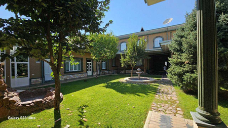 V2134 ПРОДАЕТСЯ  ДОМ 6 сот 9ком Регистон махалля Ор.р:17-гор больница