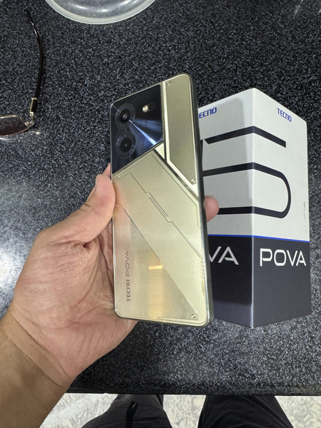 Techno pova 5 pamit 8.256g holati ideal karopka dak bor