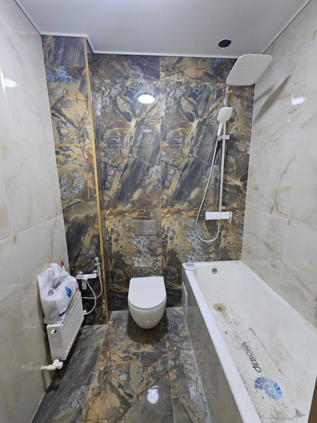 3 xonali 90m² 5-qavat uy sotiladi.