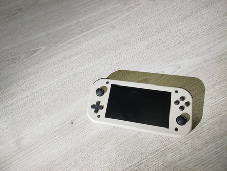 Игровая портативная кансоль M17,20,000 ретро игр