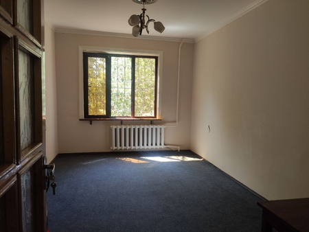 Юнусабад 8кв 2/1/4 не торец 56м² Срочно