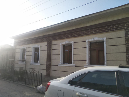 Holati yaxshi uy sotiladi