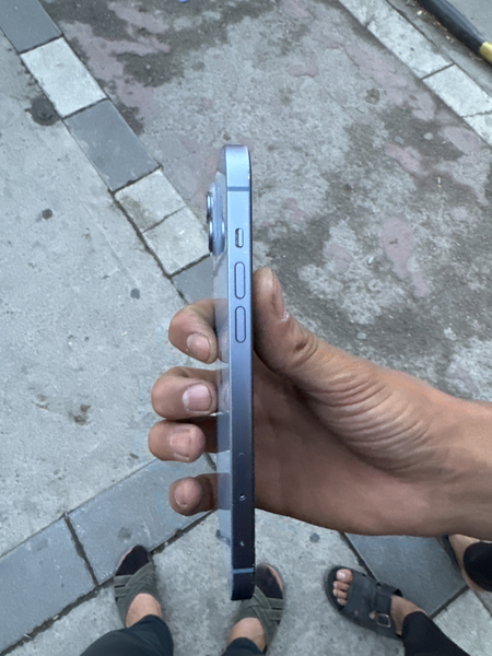 Iphone 14 plus qrilgan joyi bor yomkst 84