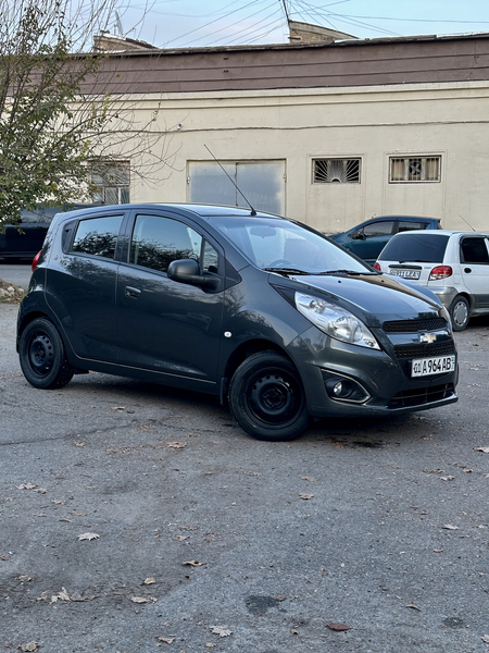 Chevrolet Spark MT механика 2 позиция, кондиционер, свой