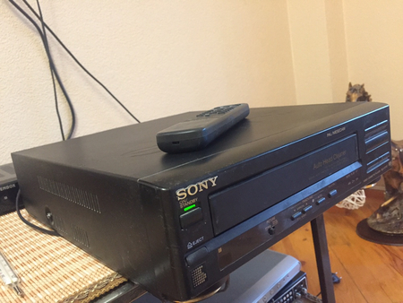 Видеомагнитофон SONY
