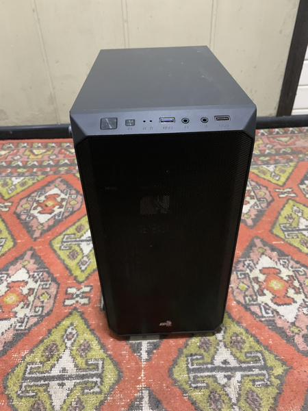 Korpus sotiladi AeroCool