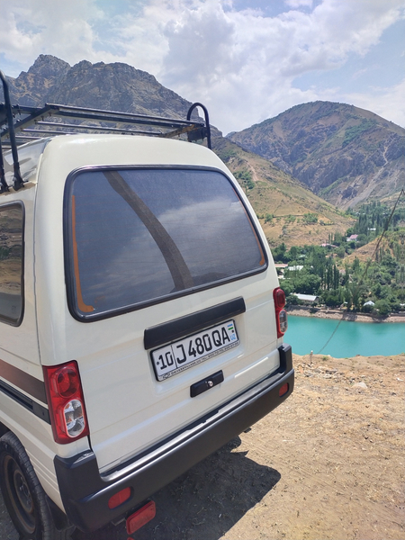 Taxi Togʻga dam olishga Chorvoq,Chimyon, Sijjaklarga Damasda 6-7 kishi