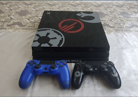 Sony PlayStation 4 Pro Exclusive