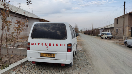 mitsubishi Metanda 1993yil