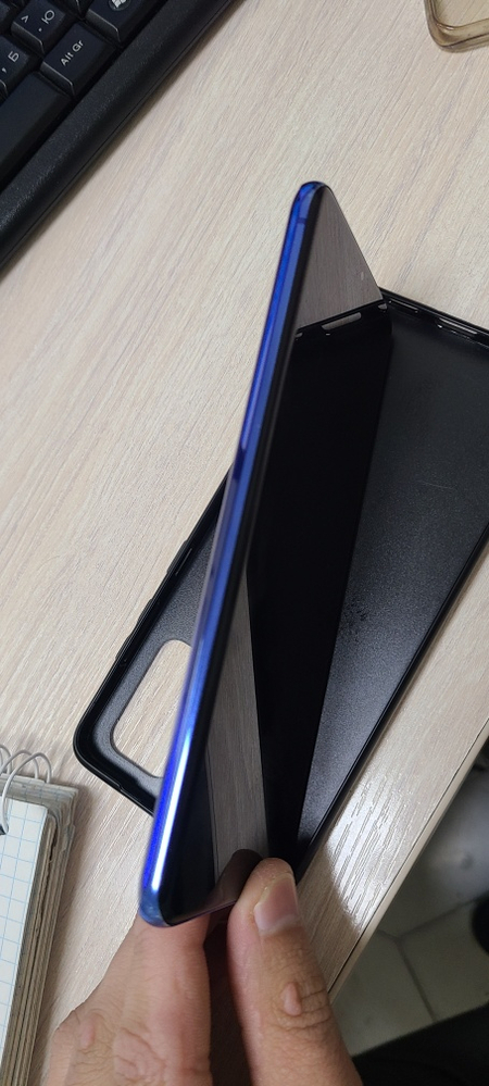Продам  телефон  samsung galaxy  s20+ plus  12/256 snapdragon