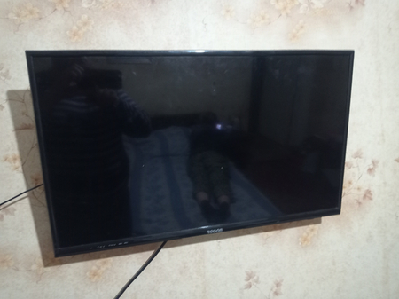 Продается телевизор LED ROISON 32