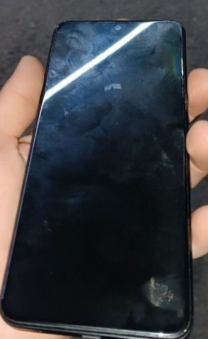 Redmi not 12 holati yaxshi ozroq ishlagan xotira 8--128